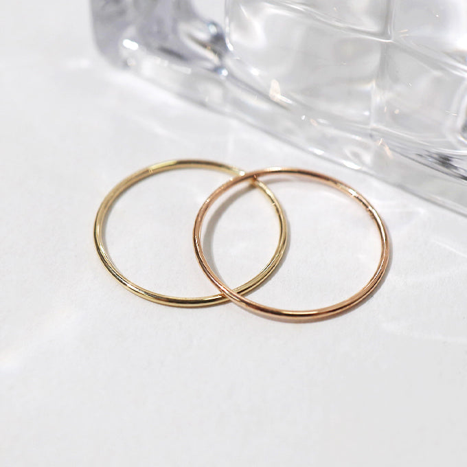 14K Gold Skinny Stacking Ring | Musemond