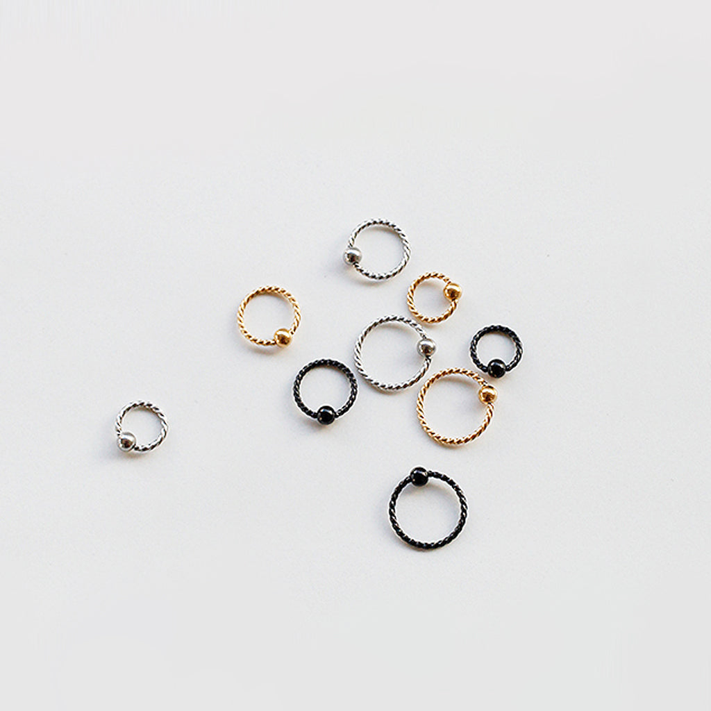 316L Twist Captive Bead Ring | Cartilage & Tragus Rings | Musemond